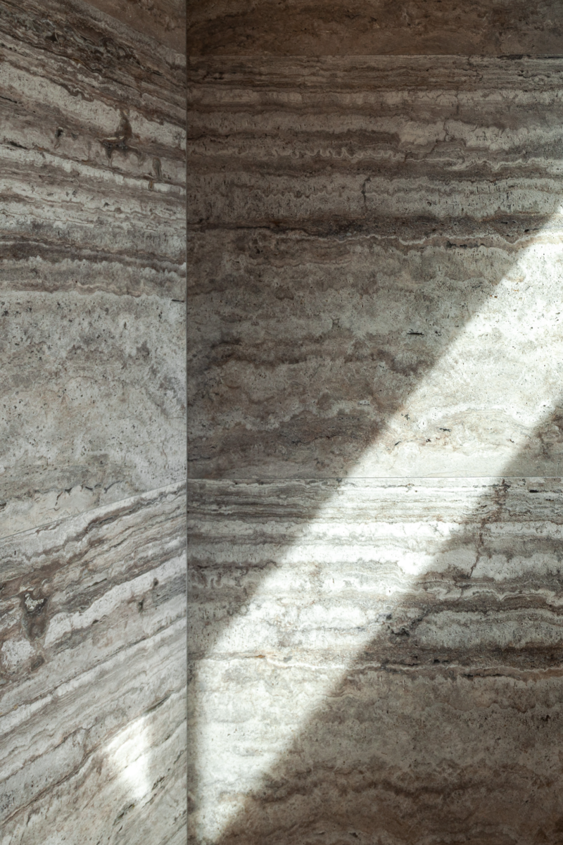 Travertino Silver Bathroom