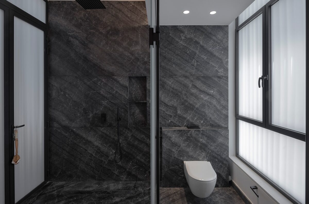 Black Marble Argos Luxury Bathroom